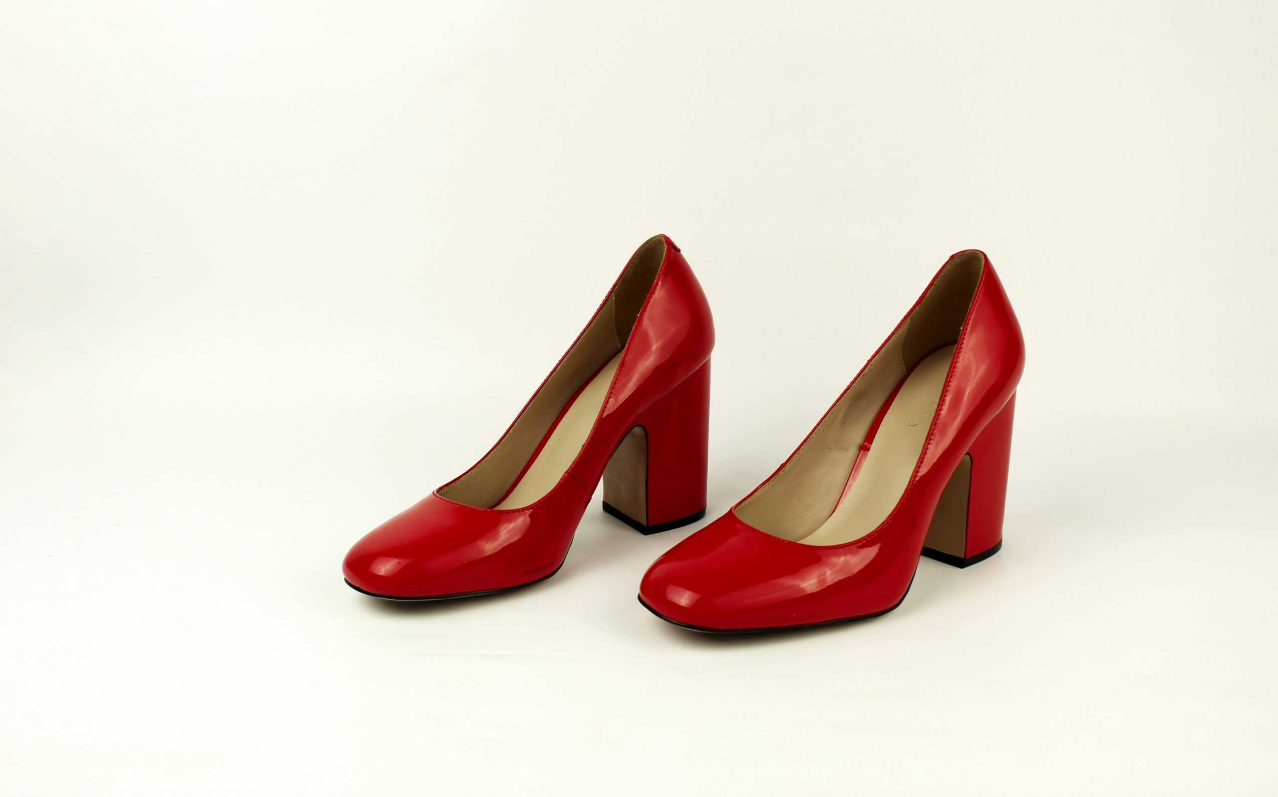 Gdje kupiti ženske cipele broj 43 - Arz.hr