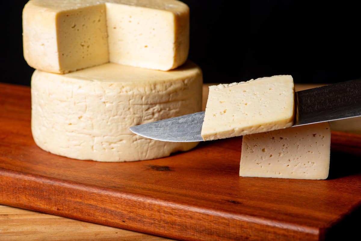 Kako napraviti sir od kupovnog mlijeka - Arz.hr